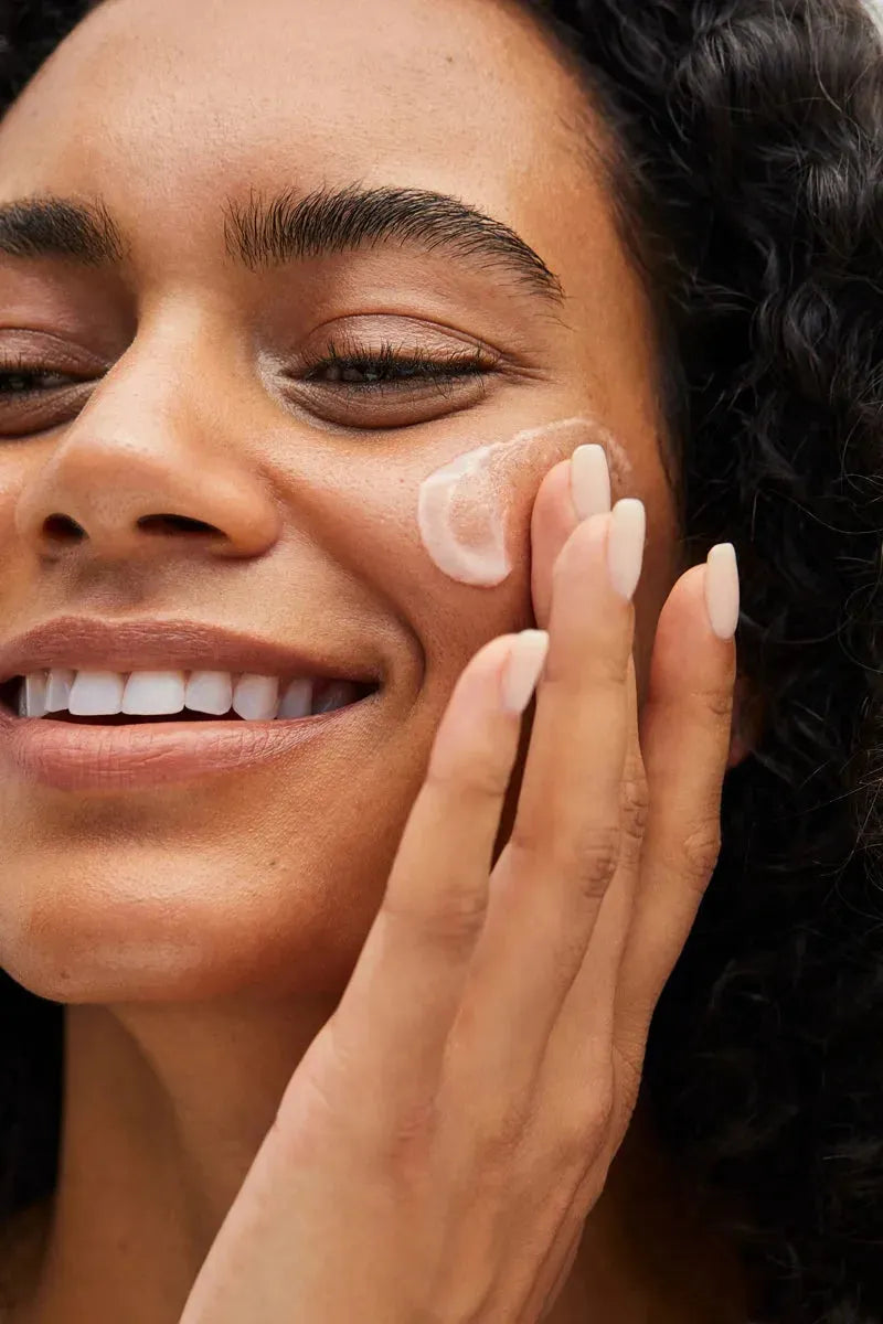 Make-up-Essentials für einen schönen Teint Happy Officine